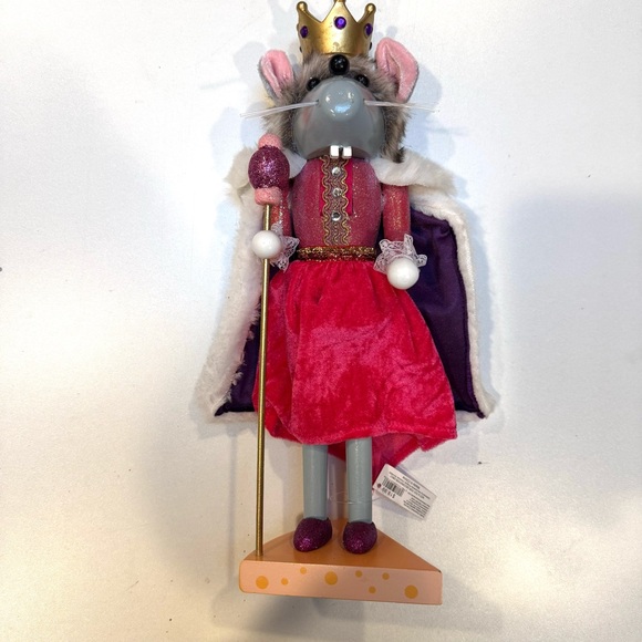 Holiday | Mouse Queen Nutcracker With Crown And Cape | Poshmark